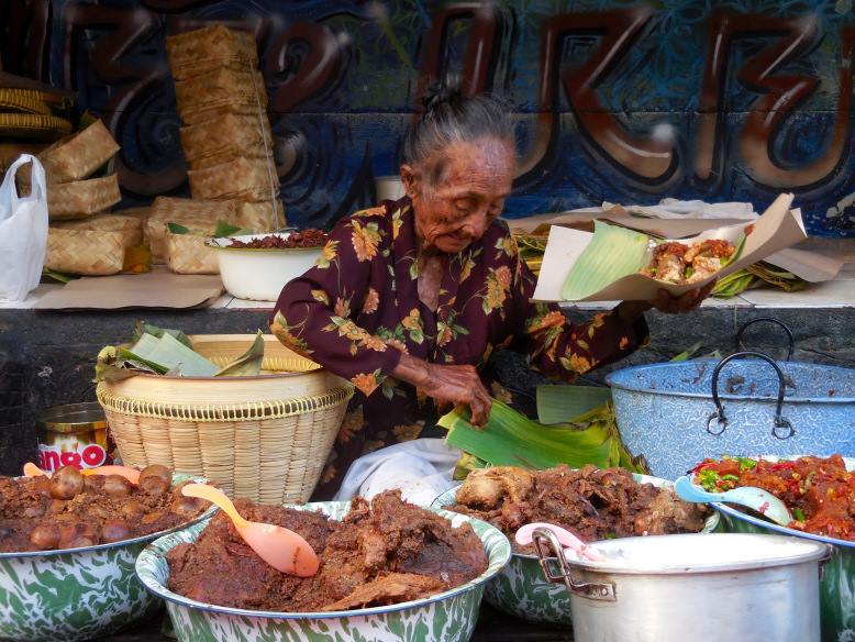 Kisah Mbah Pon yang hidupnya semeleh (hidup selalu penuh ikhlash dan ...